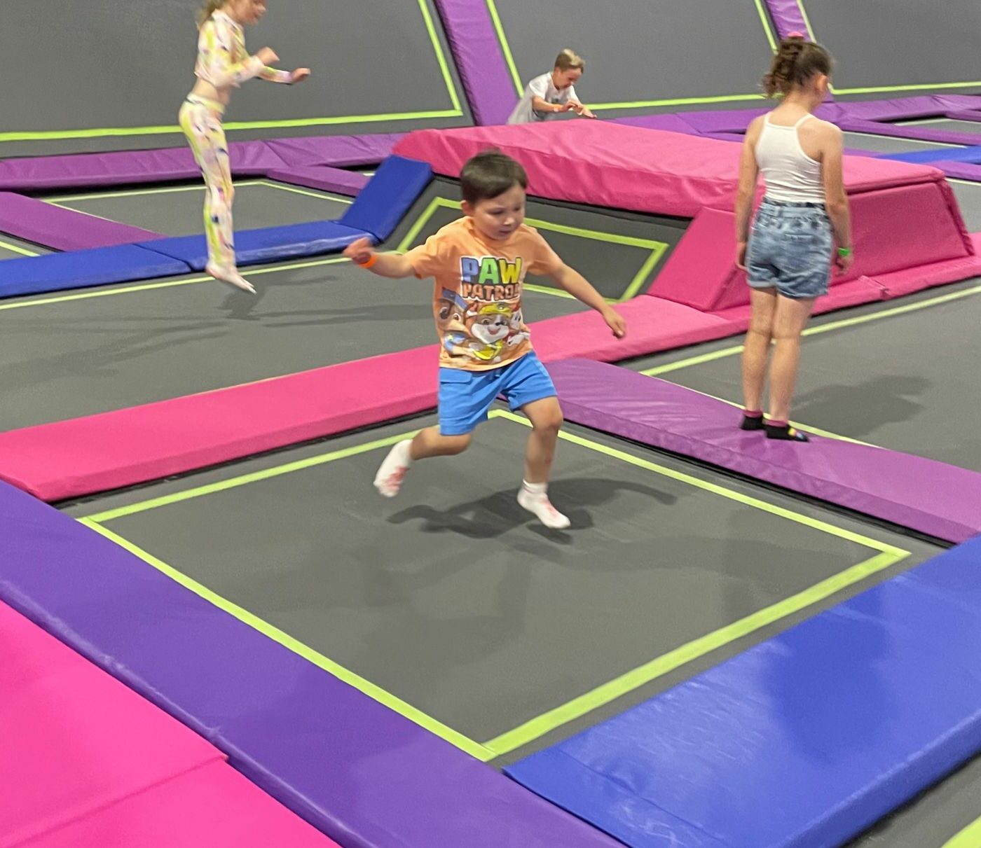 Bounce into Bliss: Oxygen Trampoline Park in Rayleigh – Papapreneur